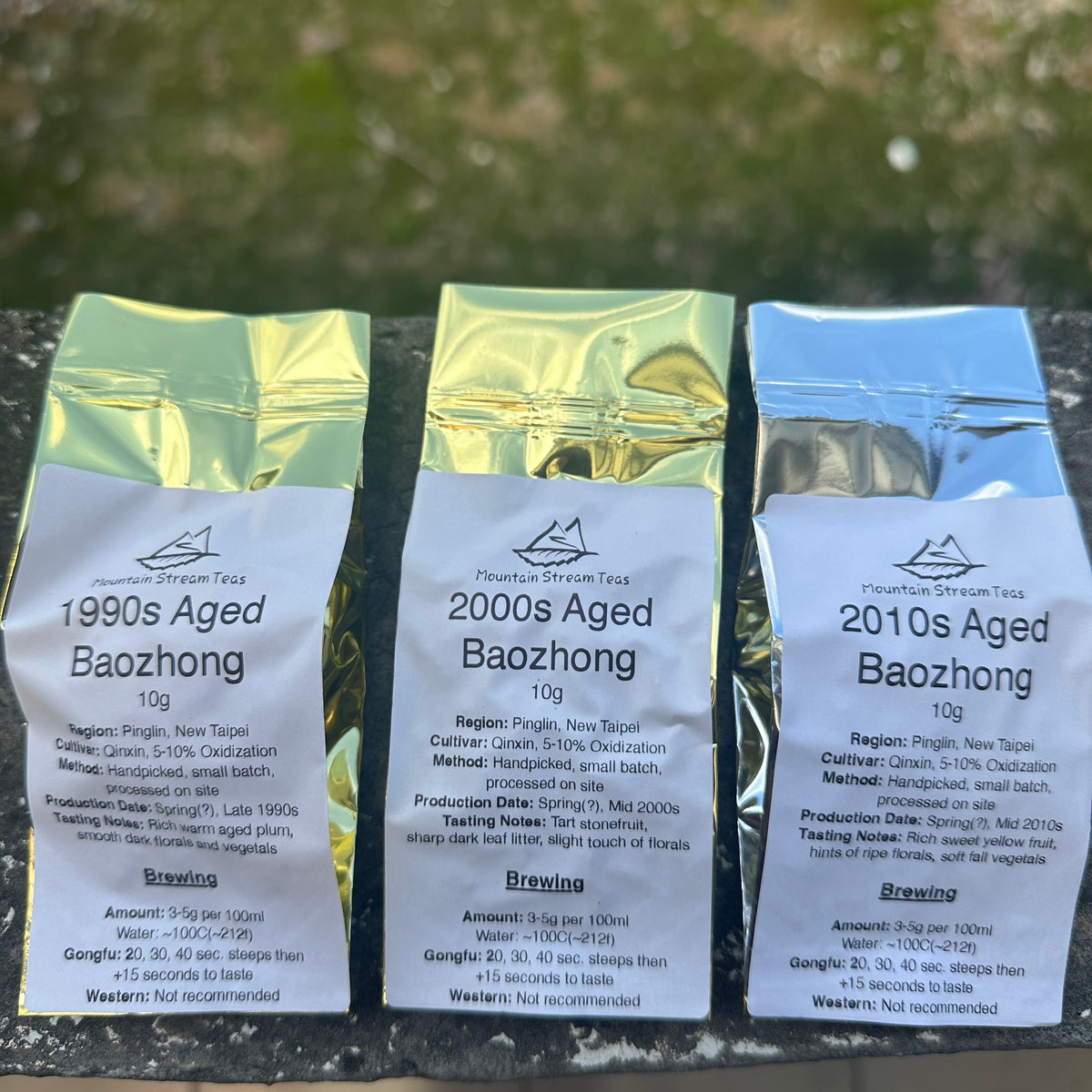 '90s, '00s and '10s Vertical Pinglin Baozhong Tasting Set – Mountain ...